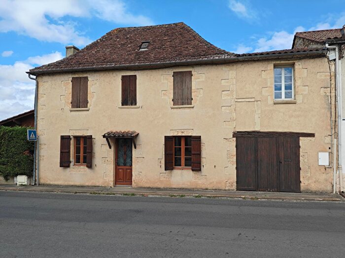 Maison 4 pièces à vendre à Saint-Germain-et-Mons