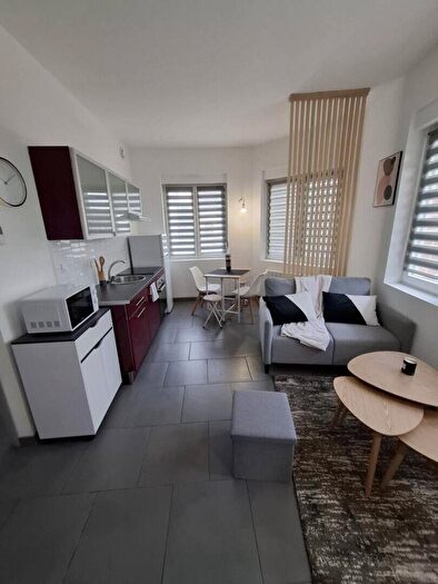 Appartement 2 pièces à Centre, Raismes, à louer