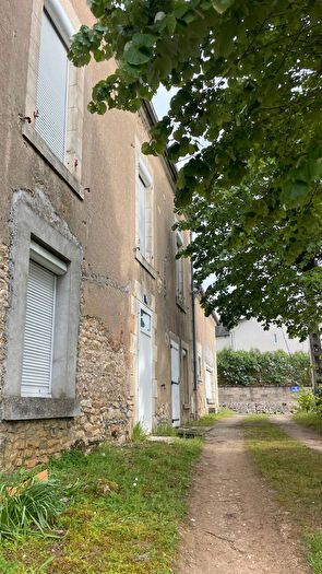 La Charité-sur-Loire : Maison 5 pièces à vendre