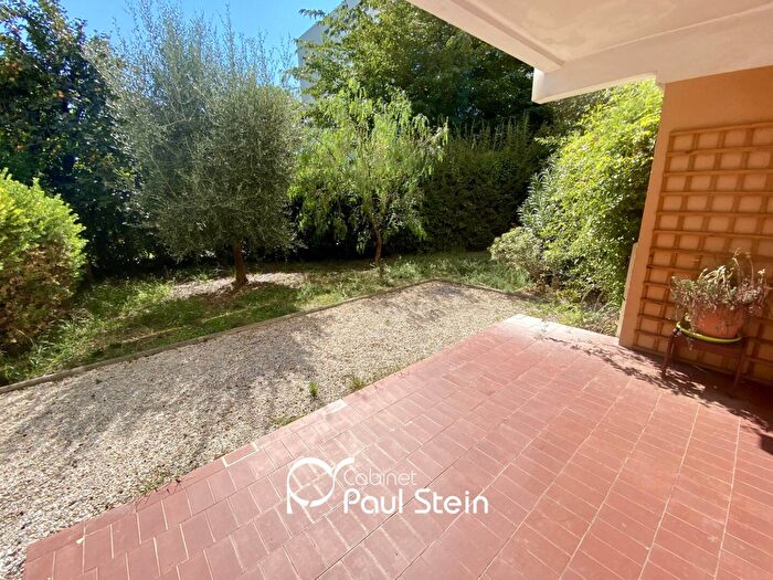 Appartement à louer - Saint Barnabé, Marseille ème arrondissement - 2 pièces - 1 chambre