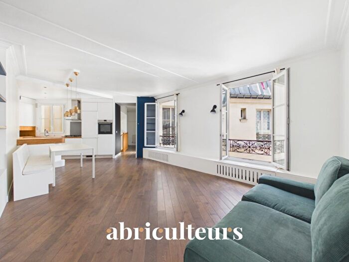 Appartement 3 pièces à Paris 18ème, Barbès, Château Rouge, à louer