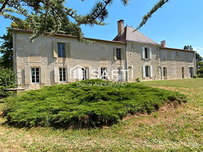 Maison 7 pièces à vendre à Aiffres