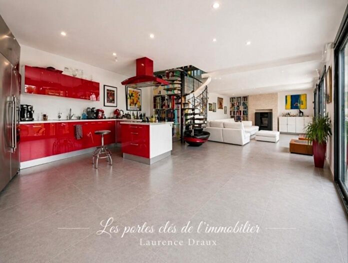 Maison 5 pièces à Condé-sur-lEscaut, à vendre