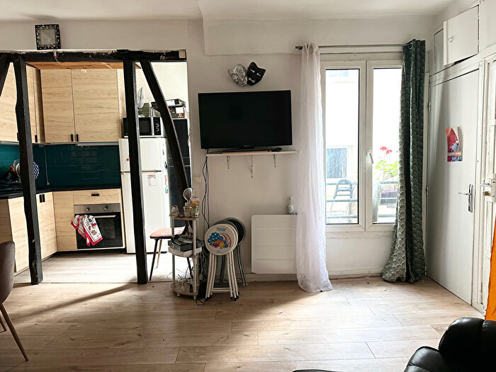 Appartement à vendre - Paris e , Barbès, Château Rouge - 1 pièce - 1 chambre