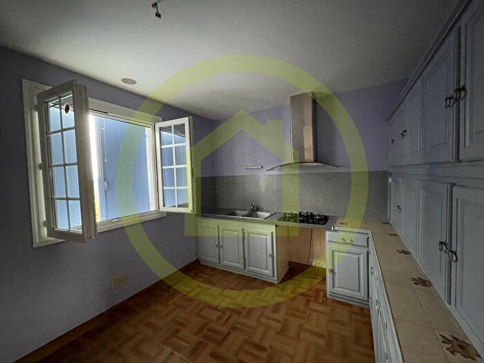 Maison à vendre - Roullet-Saint-Estèphe - 4 pièces - 2 chambres