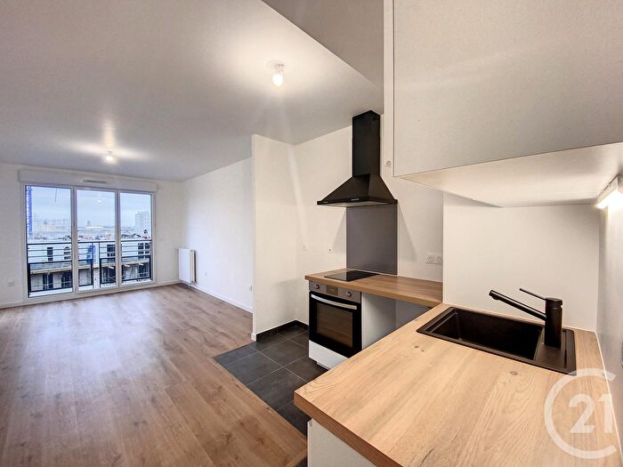 Appartement 2 pièces à louer - Colombes, Stade