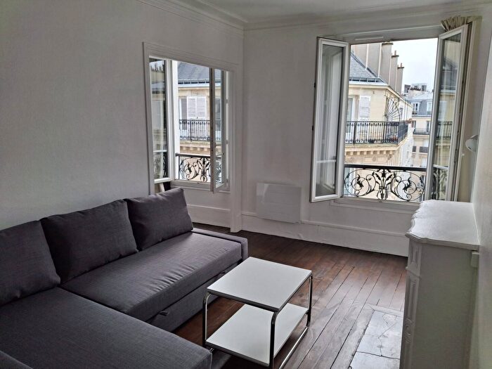 Appartement à louer - Muette Nord, Paris ème arrondissement - 2 pièces - 1 chambre