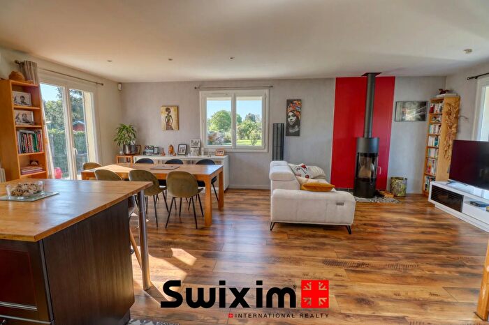 Maison à vendre - Le Pian-Médoc - 5 pièces - 4 chambres