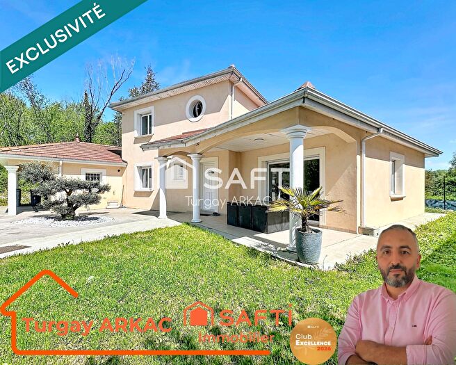 Maison à vendre - Bourgoin-Jallieu, Champfleuri et sa ceinture verte - 5 pièces - 4 chambres