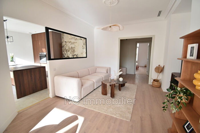 Appartement à vendre - Antibes, Coeur de ville - 3 pièces - 2 chambres