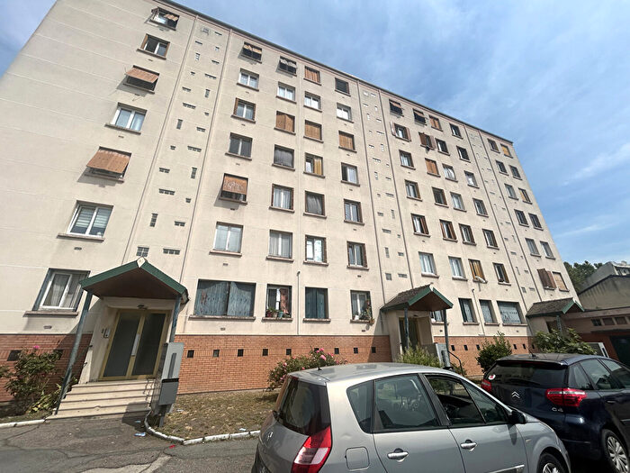 Les Pavillons-sous-Bois, Centre-ville, Basoche : Appartement 3 pièces à louer
