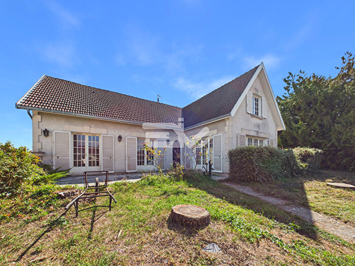 Muizon - Maison 10 pièces à vendre