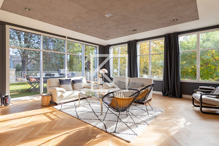 Maison à vendre - Cholet - 12 pièces - 7 chambres