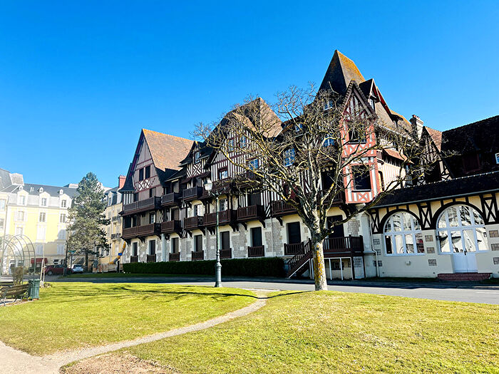 Appartement à vendre - Cabourg, Centre-ville, Clos Pasteur, Cap Cabourg - 3 pièces - 2 chambres