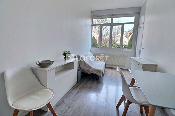 Appartement à louer - Saint James-Delabordère, Neuilly sur Seine - 1 pièce