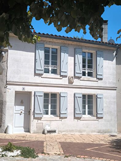 Jarnac : Maison 2 pièces à vendre