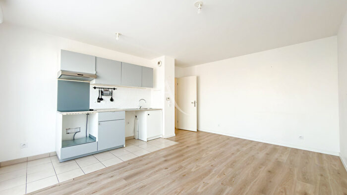 Quincy-sous-Sénart : Appartement 2 pièces à louer