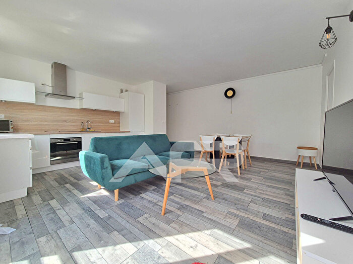 Appartement 3 pièces à Chatou, Nord, à vendre