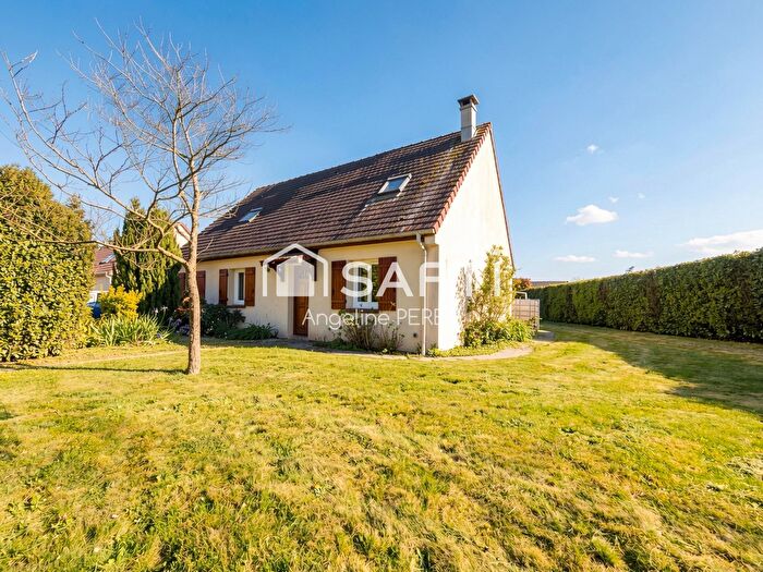 Maison à vendre - Villeneuve-les-Sablons - 7 pièces - 5 chambres