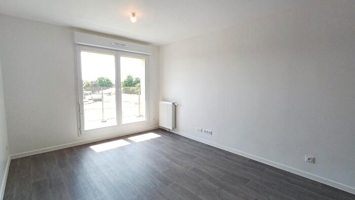 Appartement à louer - Savigny-le-Temple, Plessis-le-Roi - 2 pièces - 1 chambre