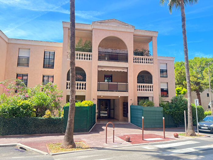 Appartement 2 pièces à Le Cannet, Moulières, Notre-Dame des Anges, à vendre