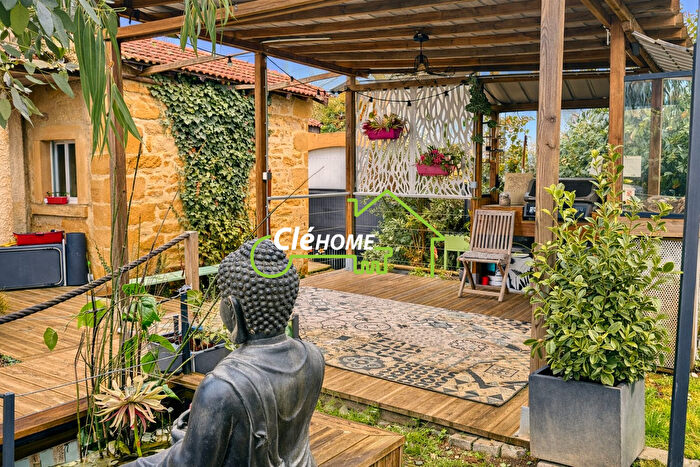 Maison à vendre - Saint-Germain-Nuelles, Saint-Germain-sur-lArbresle - 5 pièces - 4 chambres