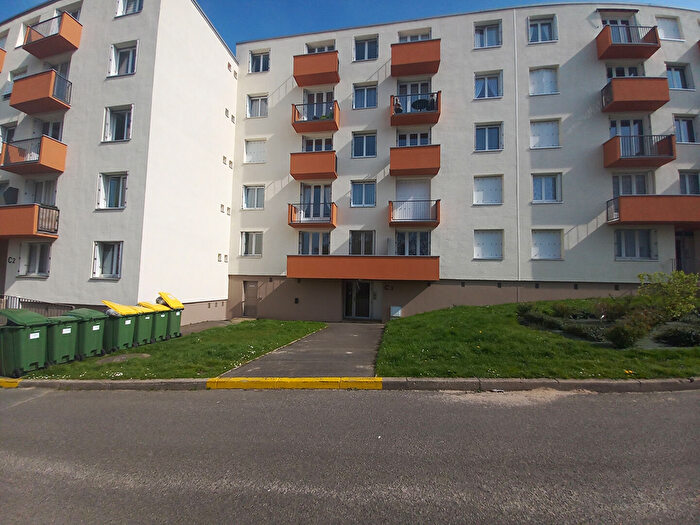 Appartement à vendre - La Ferté-Bernard - 4 pièces - 2 chambres