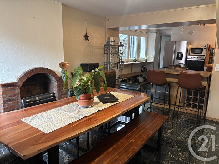 Maison à vendre - Équeurdreville-Hainneville, Centre-ville - 5 pièces - 3 chambres