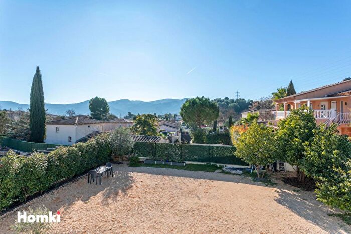 Maison 6 pièces à Marseille 11ème, à vendre
