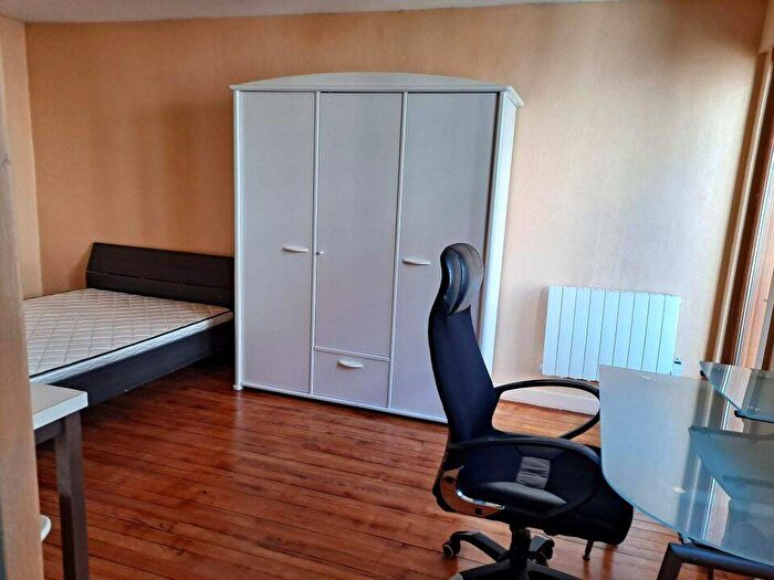 Appartement 1 pièce à Le Brezet, Clermont-Ferrand, à louer