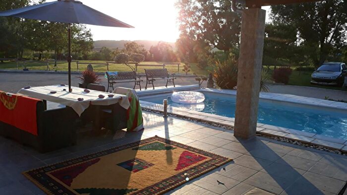 Maison à vendre - Bonneuil-Matours - 5 chambres