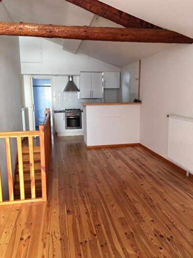 Maison à louer - Roanne, Gare - 3 pièces - 2 chambres