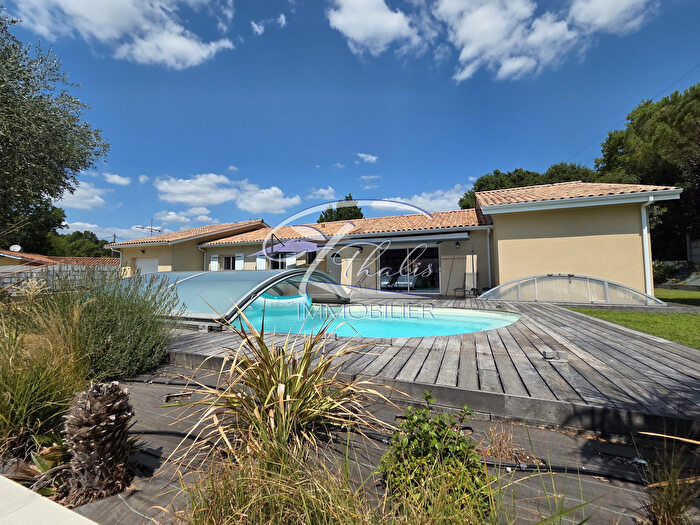 Maison 5 pièces à La Lande-de-Fronsac, à vendre