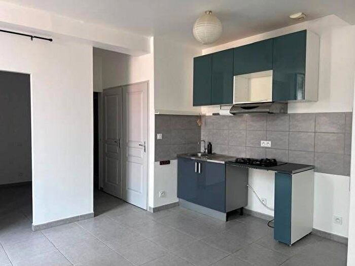 Centre Vieille Ville, Brignoles - Appartement 1 pièce à louer