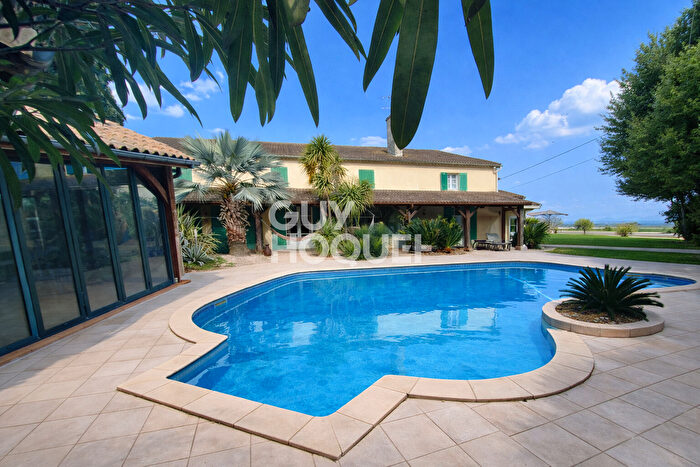 Maison à vendre - Sainte-Bazeille - 6 pièces - 4 chambres