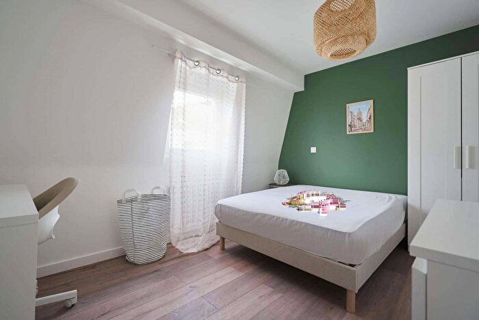 Appartement 1 pièce à Wazemmes, Lille, à louer