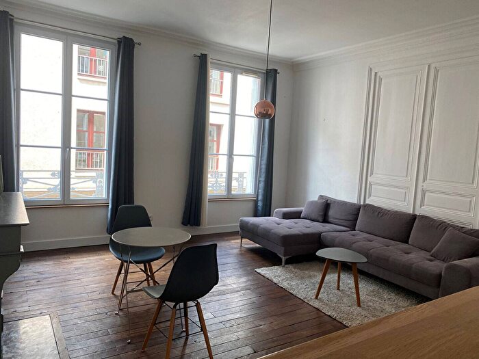 Appartement à louer - Trois Quartiers-Centre Ville, Poitiers - 2 pièces - 1 chambre