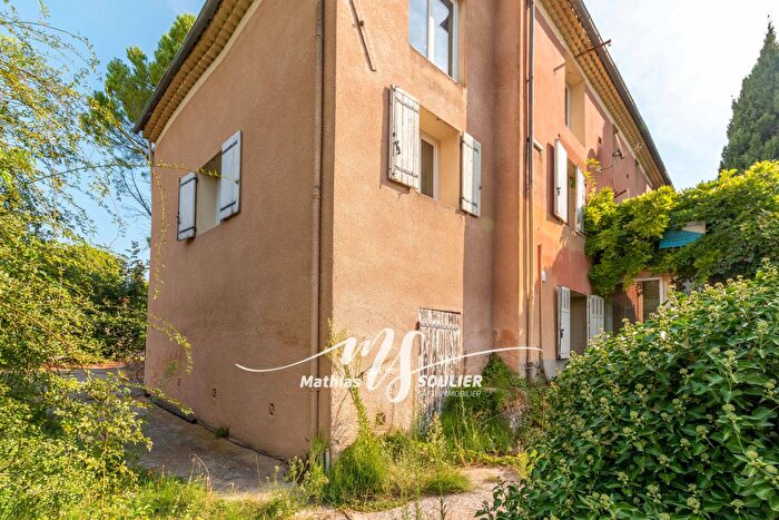 Maison à vendre - Saint-Cannat - 12 pièces - 5 chambres