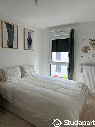 Appartement à louer - Zone Agricole, Cergy - 1 pièce - 3 chambres