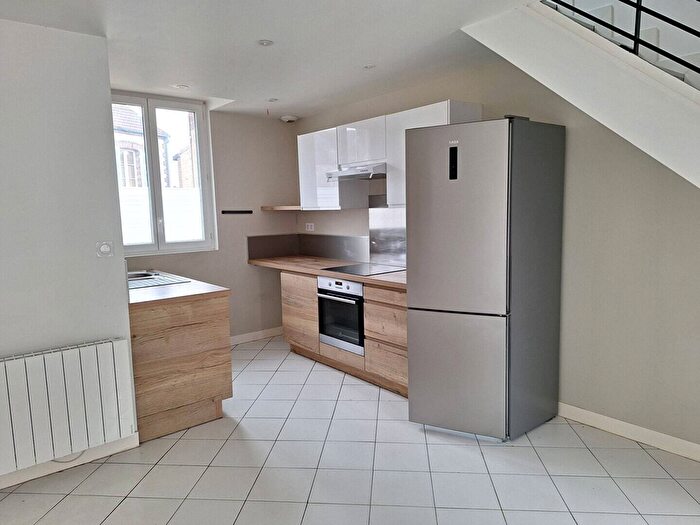 Appartement à louer - Rive Gauche, Joigny - 2 pièces - 1 chambre