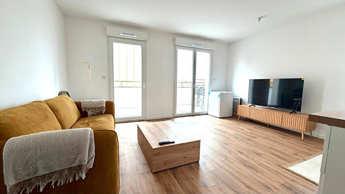 Appartement à louer - Villeneuve-Saint-Georges, Triage - 1 pièce