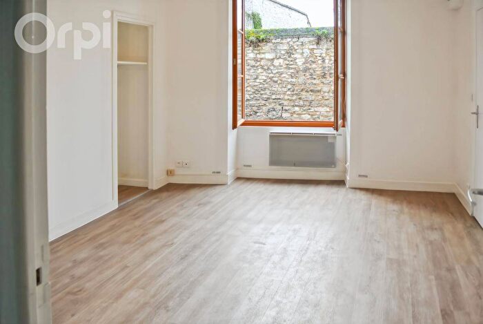 Appartement 1 pièce à Centre Ville, Senlis, à louer