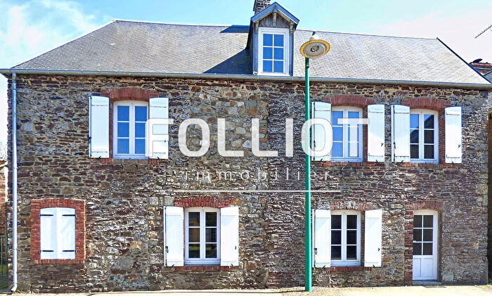 Maison 5 pièces à vendre à Notre-Dame-de-Cenilly
