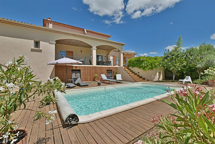 Nages-et-Solorgues : Maison 7 pièces à vendre