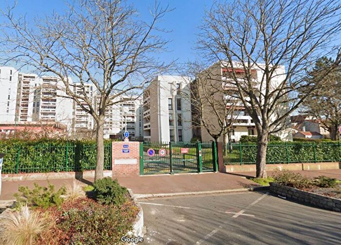 Appartement à louer - Petit Nanterre - 3 pièces - 2 chambres