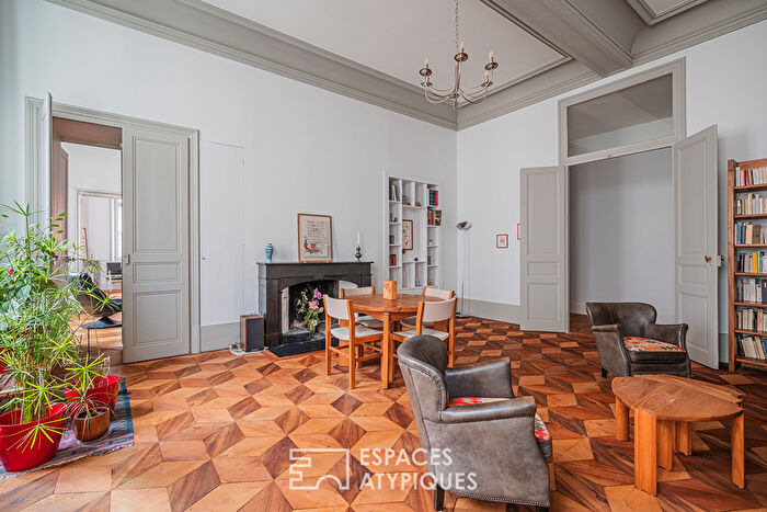 Appartement à vendre - Grenoble, Centre-ville - 6 pièces - 4 chambres