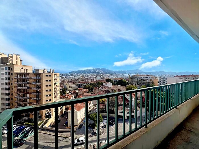 Appartement à vendre - Marseille e , Vauban - 3 pièces - 2 chambres