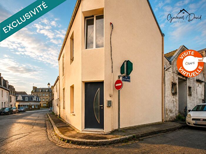 Maison 3 pièces à Saint-Pol-de-Léon, à vendre