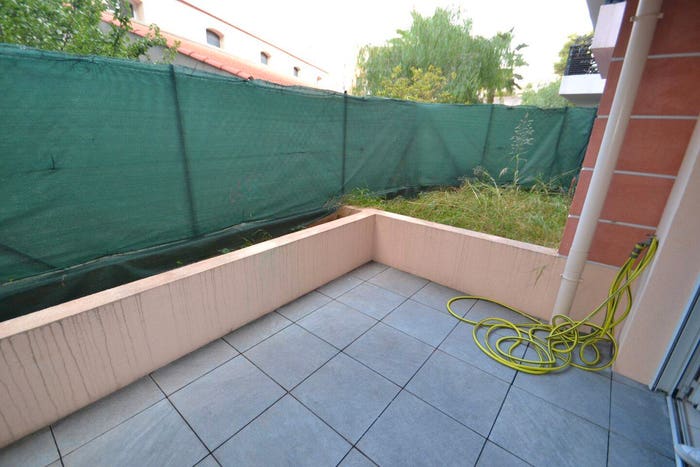 Appartement 2 pièces à louer à Brusquet-Retenaou-Devens, Vallauris