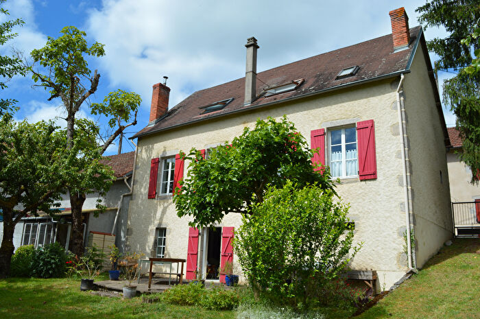 Arfeuilles : Maison 8 pièces à vendre